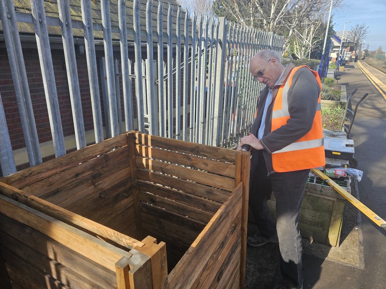 Final Compost Bin Installed At St. Annes | Community Rail Lancashire